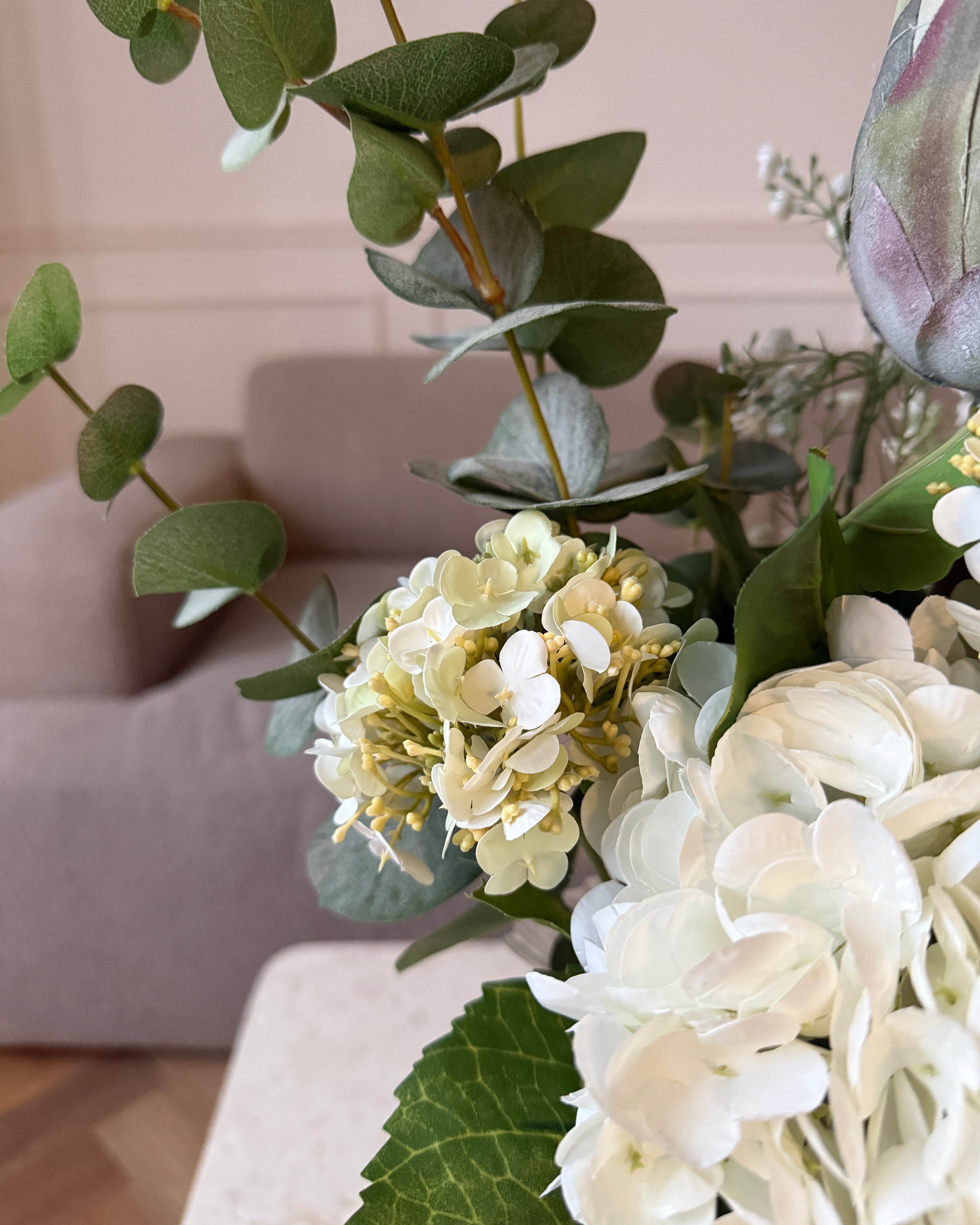 Ivory Crown Buket – Rare Copenhagen